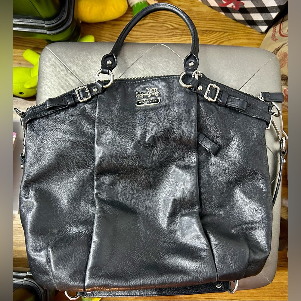 *Authentic* Coach Madison Lindsay Leather: Silver/B - Gem